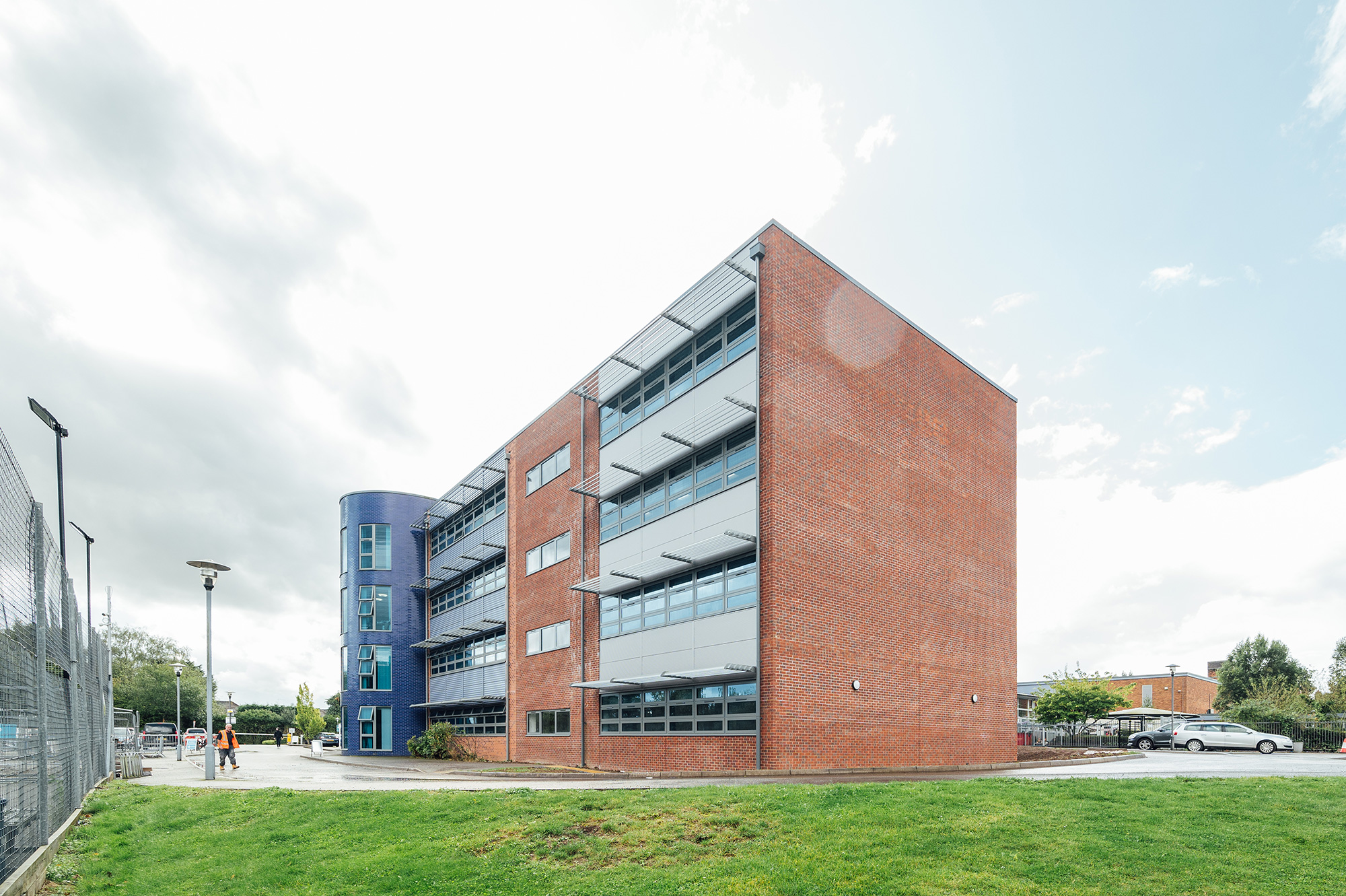 Worcester Sixth Form College - Science Extension - Speller Metcalfe